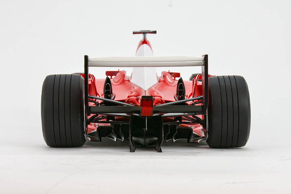 Model Factory Hiro 1/12 car model kit K833 Ferrari F2003 GA (2003) Pr, 514,00